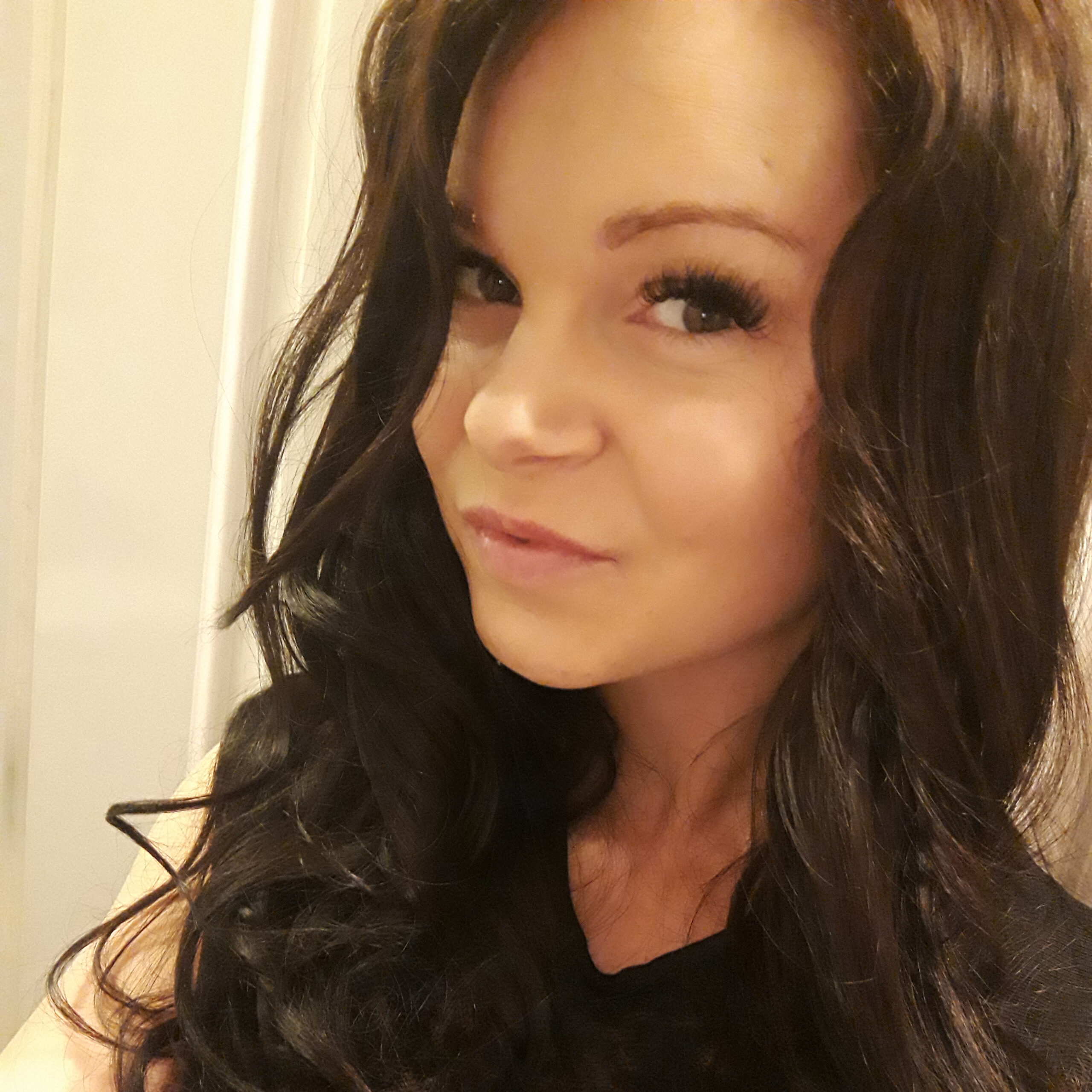 G-Nails Beauty & More - Gallery Salon Studios